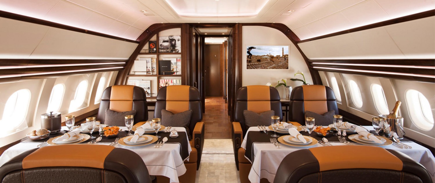 Private Jet Set in Phuket - Lee Marine