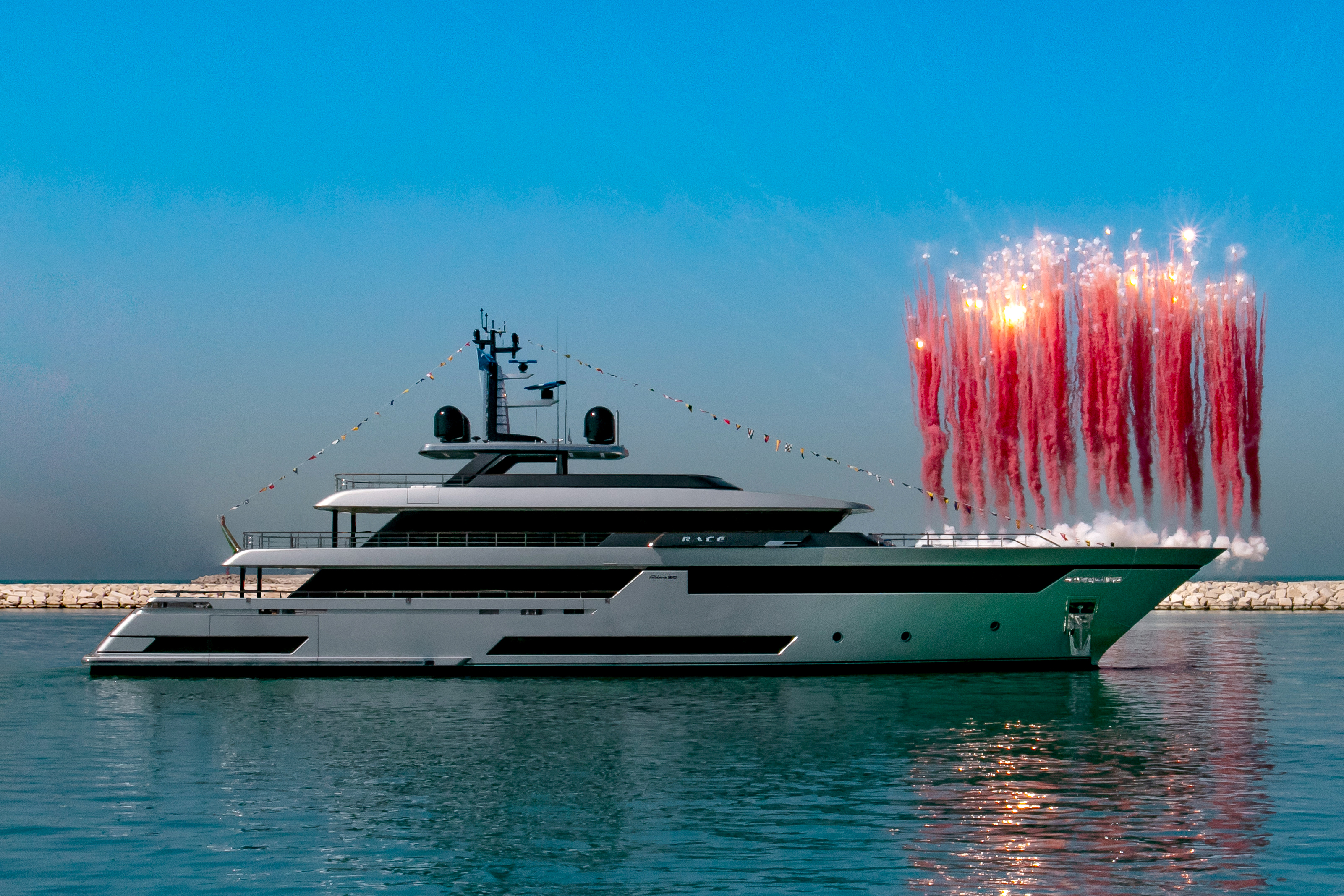 First Superyacht Riva 50 Mt M/Y “Race” launched: The Legend enters a ...