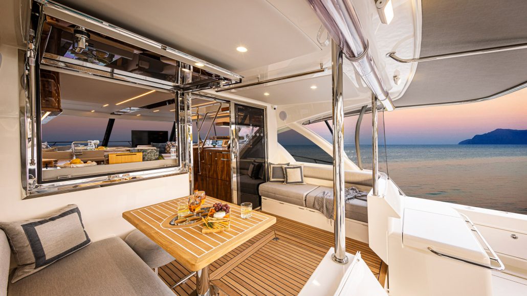 Say G'Day to the Riviera 50 Sport Motor Yacht - Lee Marine