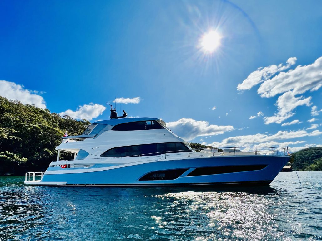 Riviera 78 Motor Yacht BIG MAMA completes construction - Lee Marine