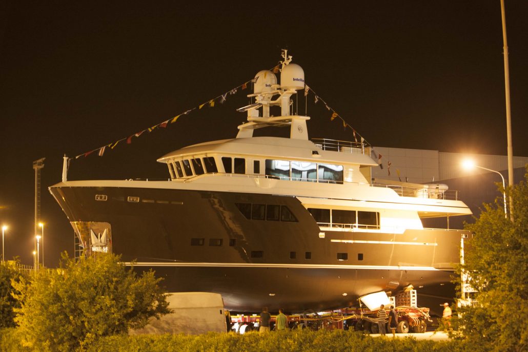 CDM launches explorer yacht Darwin class 102’ M/Y Acala - Lee Marine