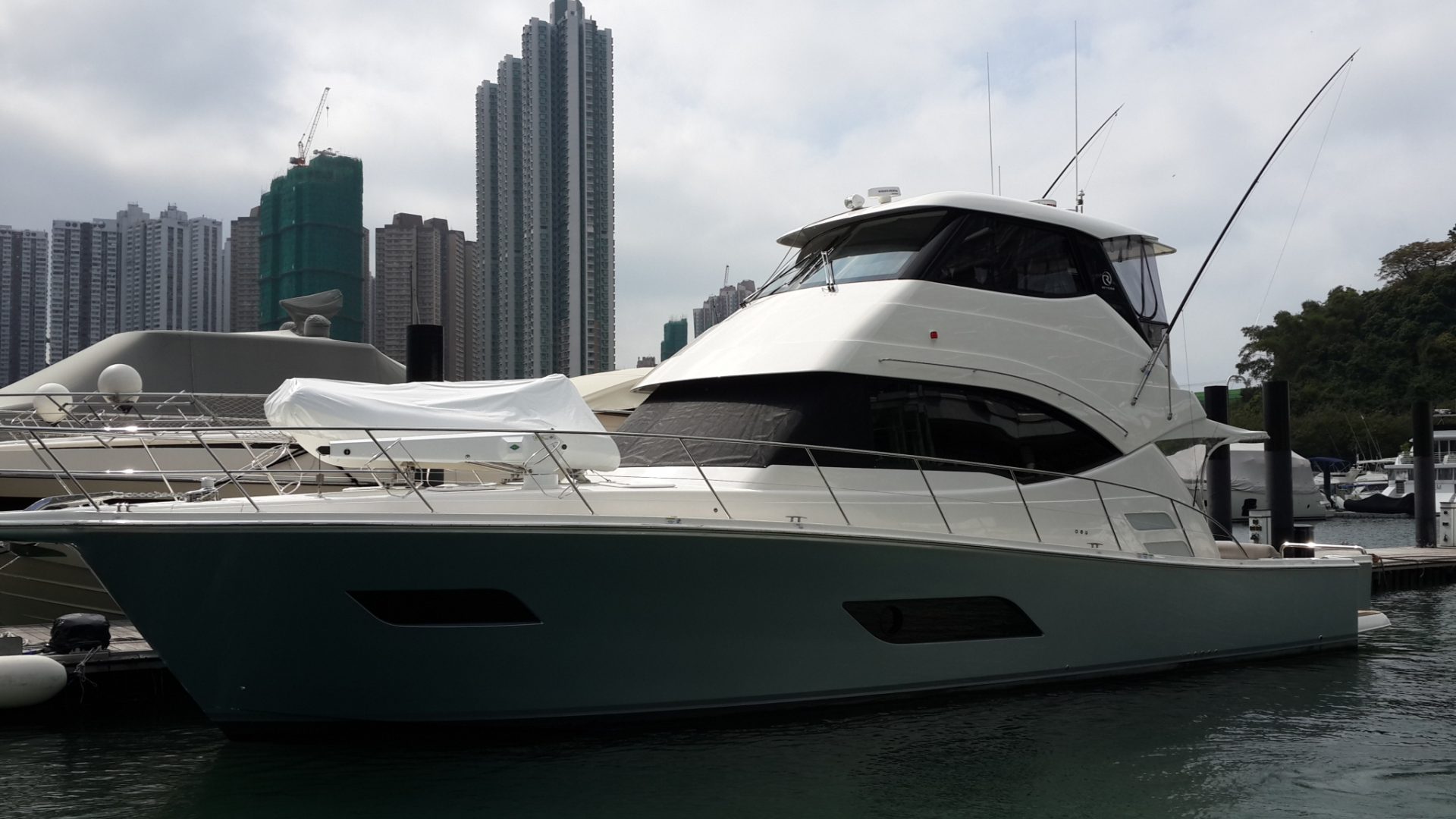 First Riviera 52 Enclosed Fly Bridge delivered to Asia - Lee Marine